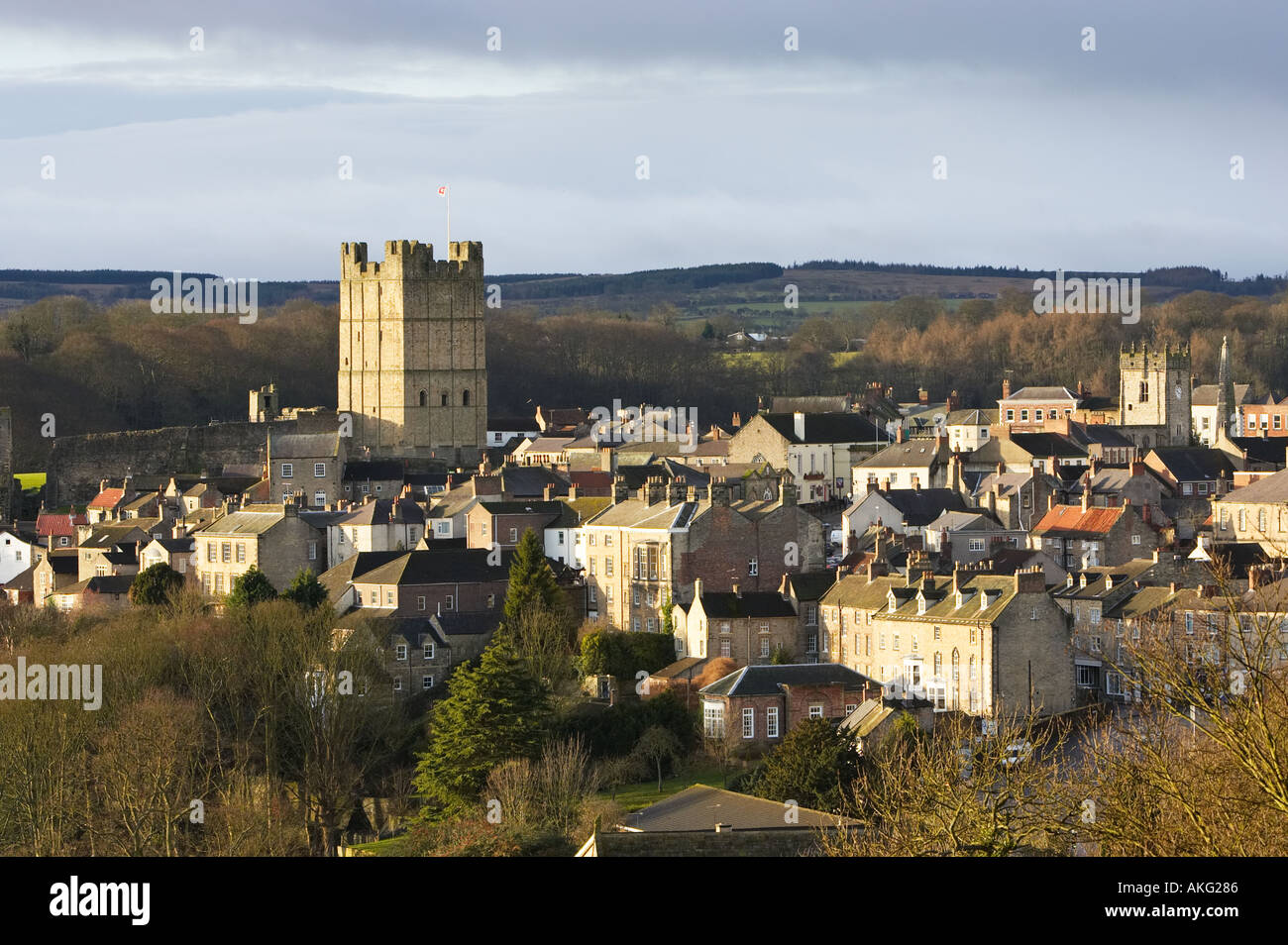 Richmond Castle and historic town, North Yorkshire, England, UK Stock ...