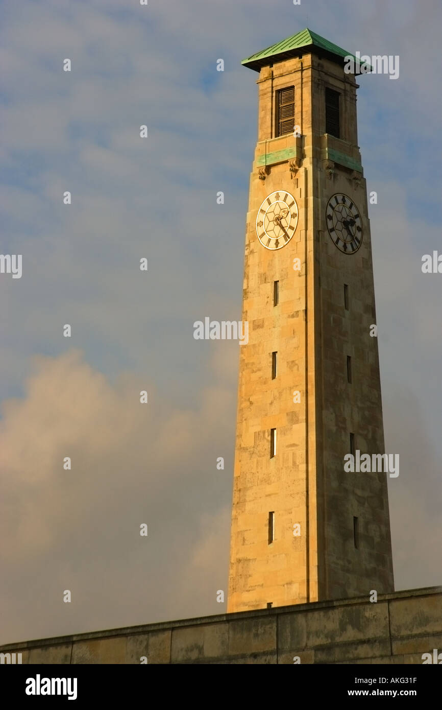Southampton tower hi-res stock photography and images - Alamy