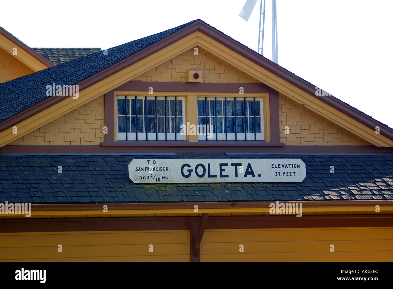 Goleta Train Station Stock Photo - Alamy