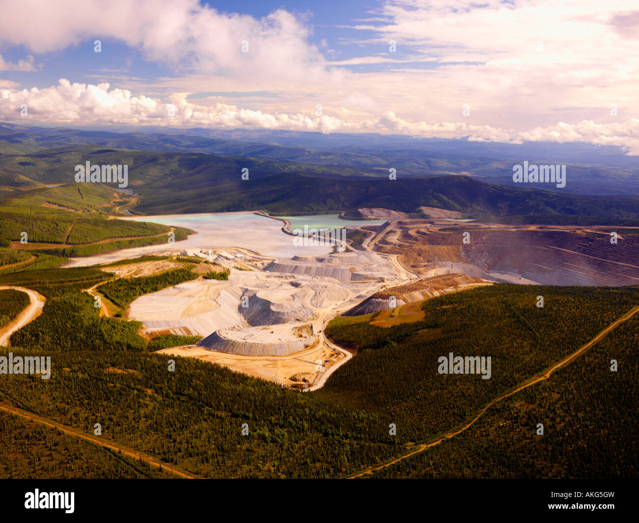 Fort knox gold mine hi-res stock photography and images - Alamy