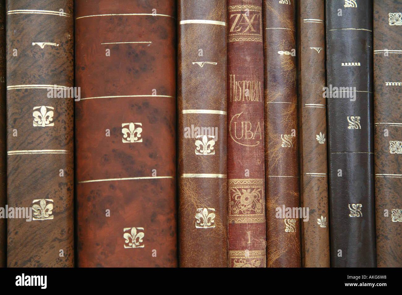 Old science fiction book covers hi-res stock photography and images - Alamy