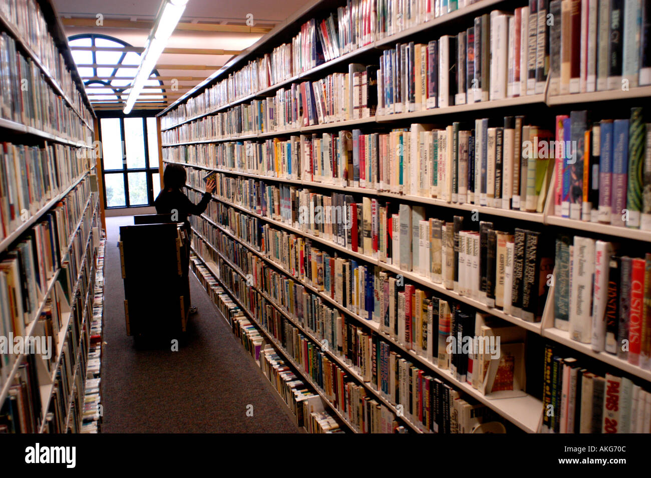 Kids books spine hi-res stock photography and images - Alamy