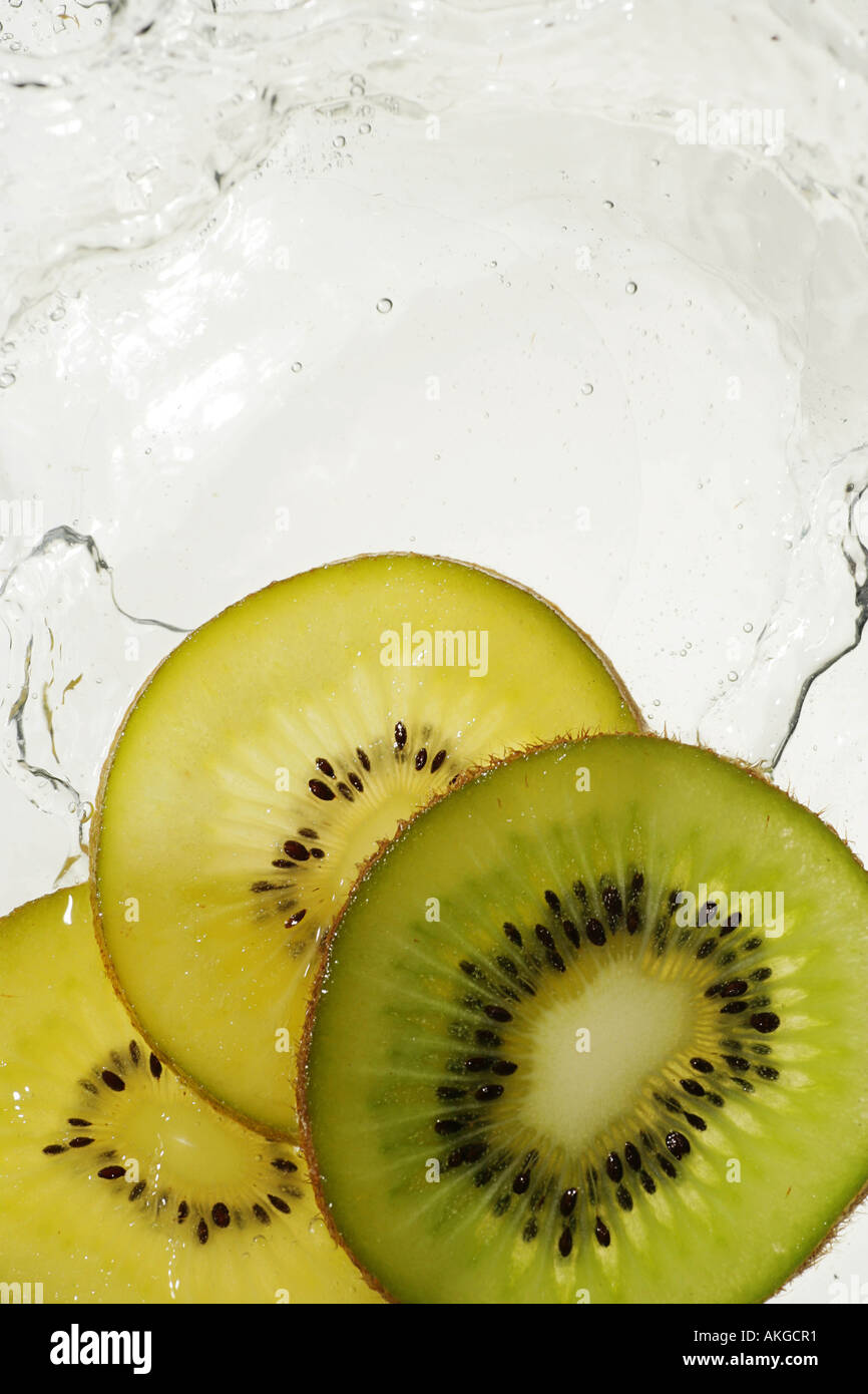 Kiwi fruit juice splash hi-res stock photography and images - Alamy