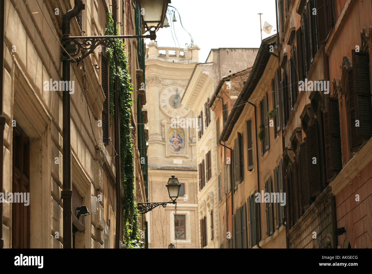Dei Banchi Nuovi street and Orologio square, Parione district, Rome ...