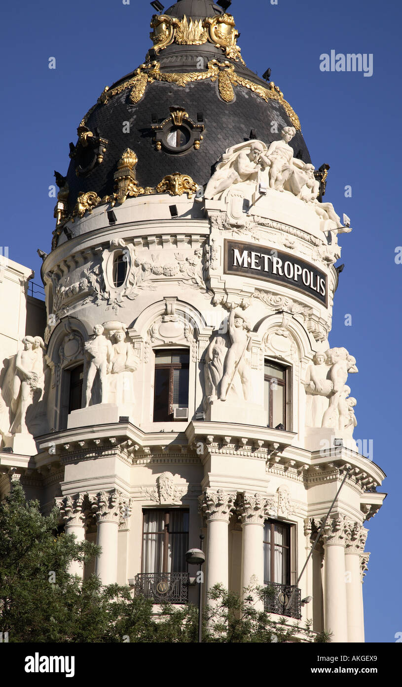 Metropolis Building corner of Gran Via and Calle Alcala Street, Madrid ...