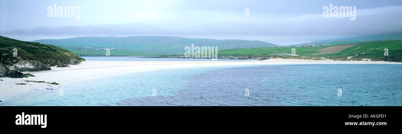 St ninians isle tombolo beach hi-res stock photography and images - Alamy