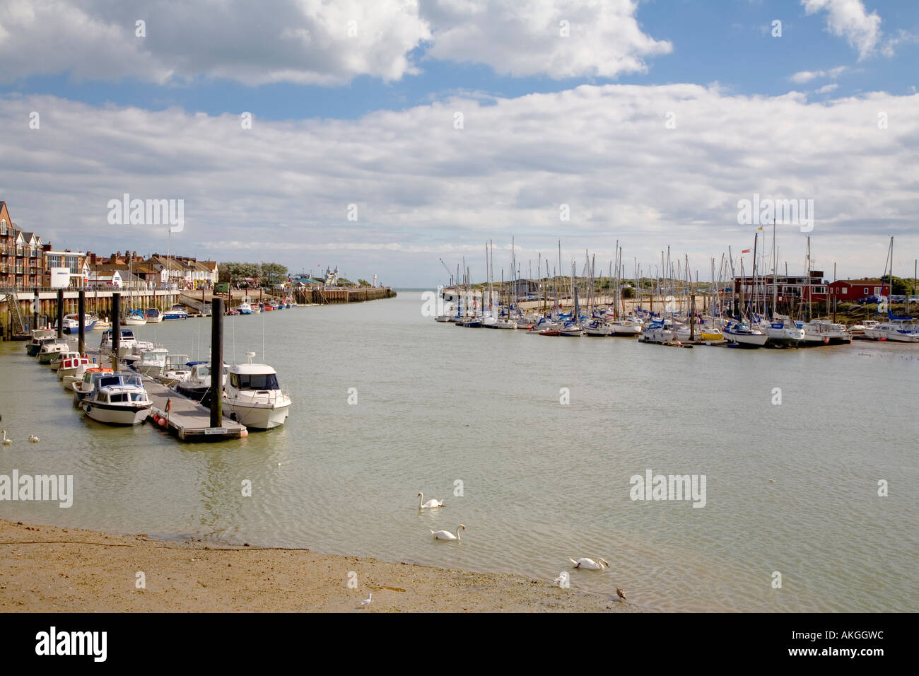 A view of the river Arun with fishing and sailing boats on moorings at ...