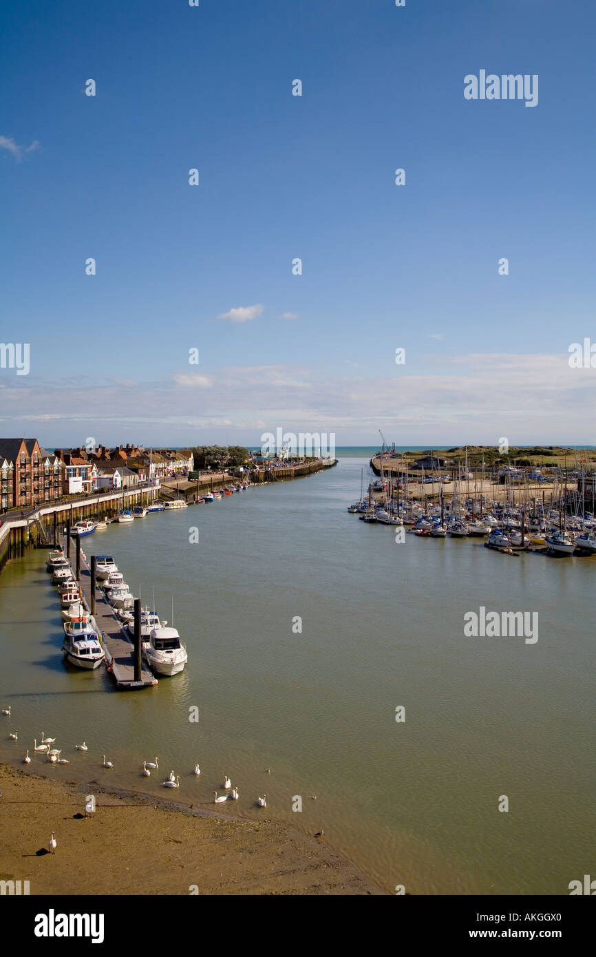 A view of the river Arun with fishing and sailing boats on moorings at ...