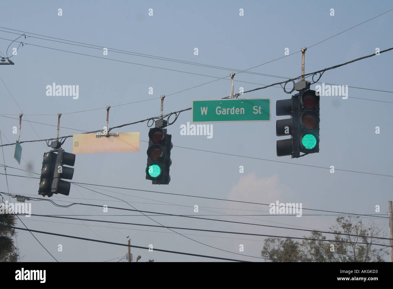 Traffic lights, Fairhope, Alabama, USA Stock Photo - Alamy