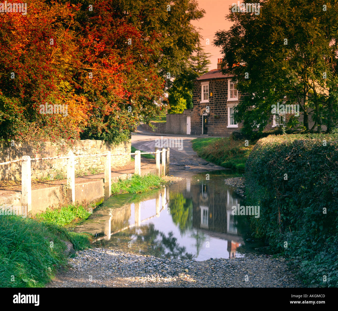 Rural leeds village hi-res stock photography and images - Alamy