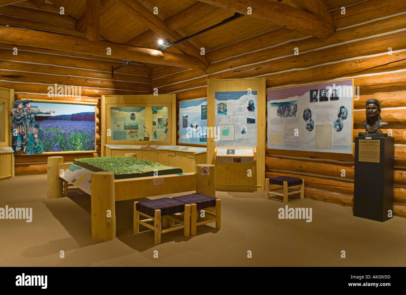 Lolo pass visitor center hi-res stock photography and images - Alamy