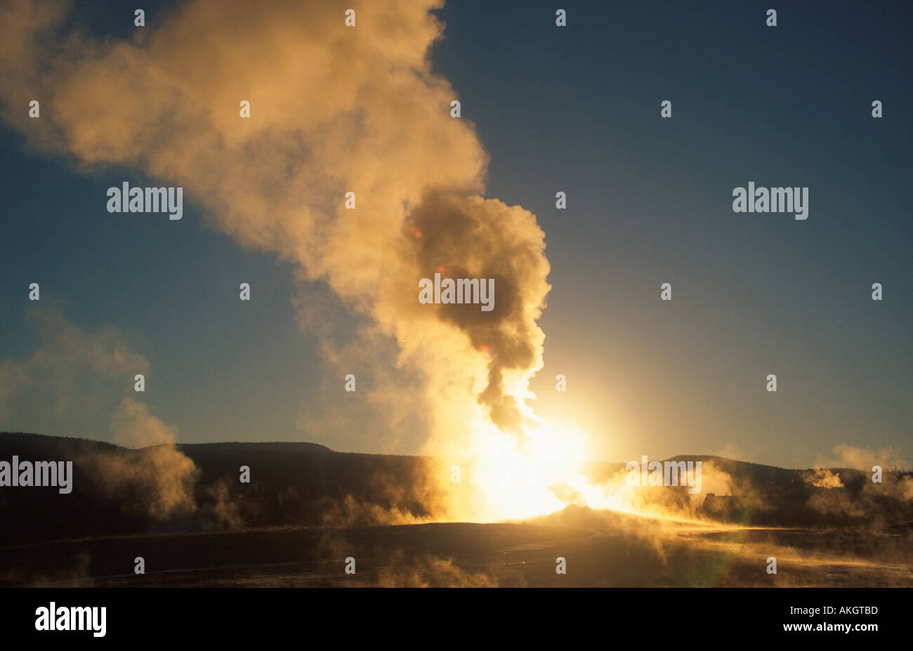 Geyser Hot Springs Nth America Sunrise through the steam of Old ...
