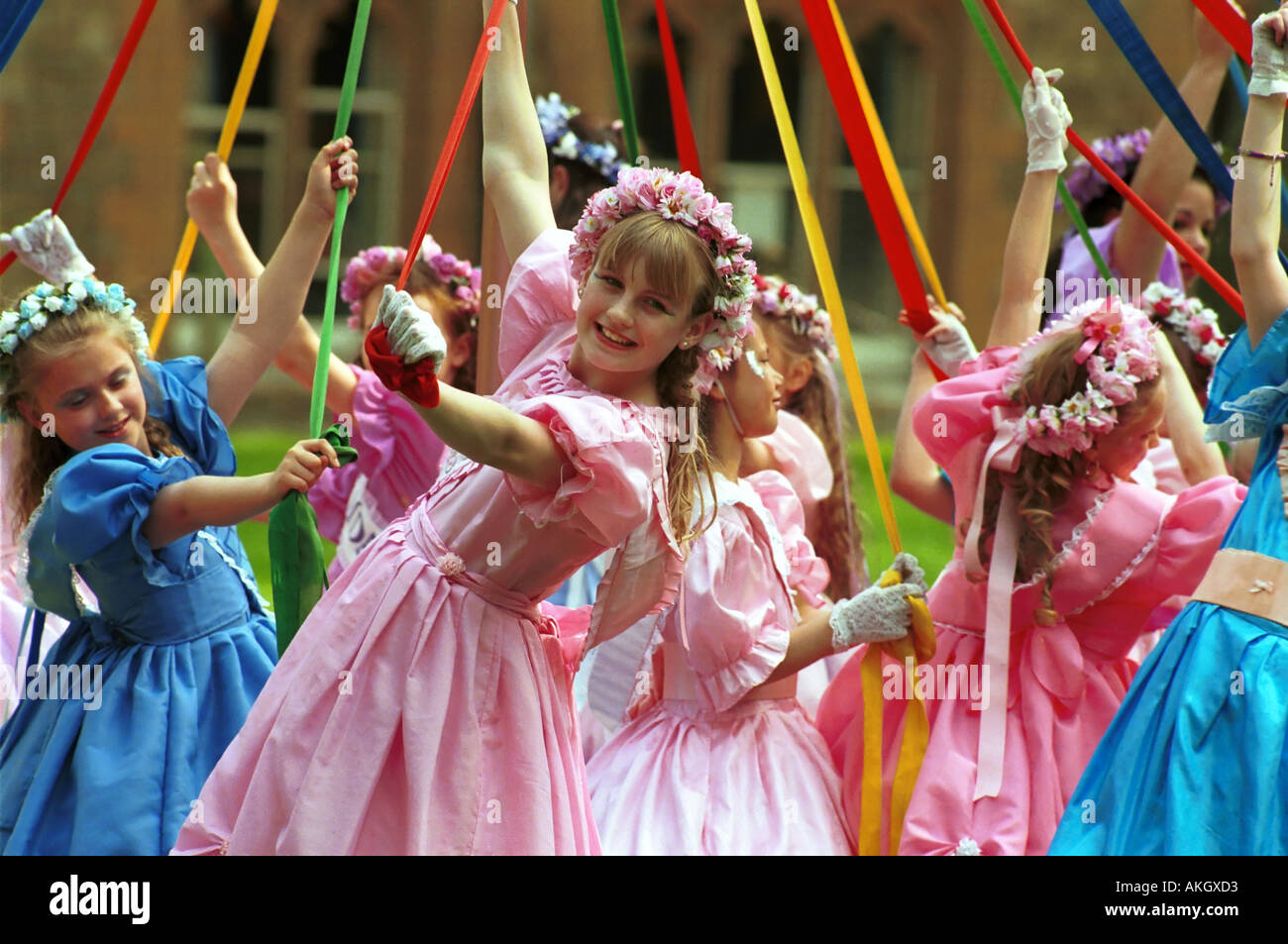 May pole dance hi-res stock photography and images - Alamy
