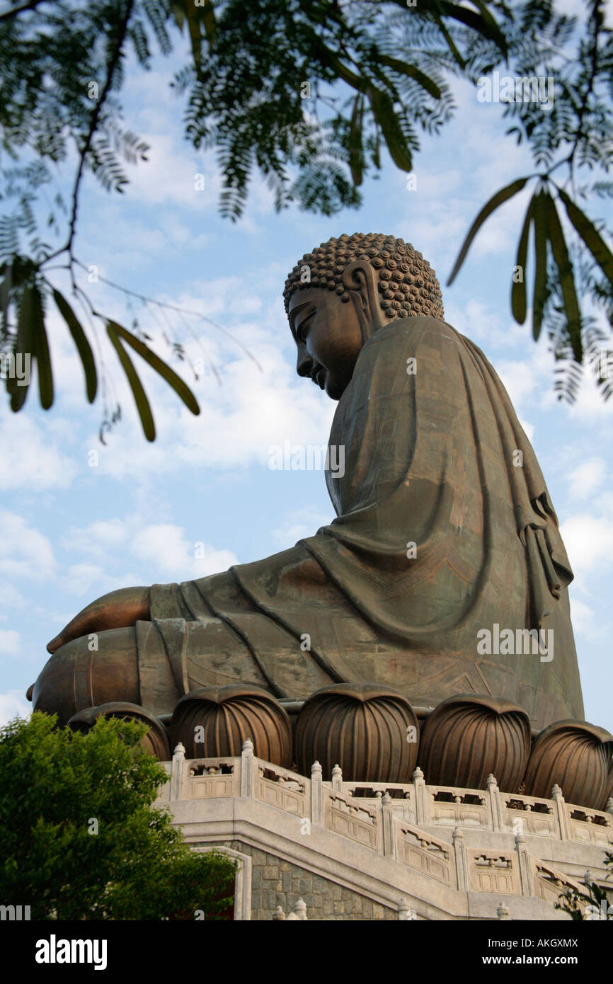Giant seated bronze Buddha statue Po Lin Monastery,Lantau Island, Hong ...
