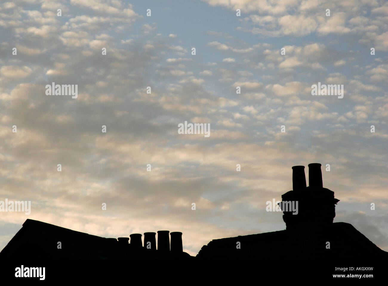 Rooftops in silhouette hi-res stock photography and images - Alamy