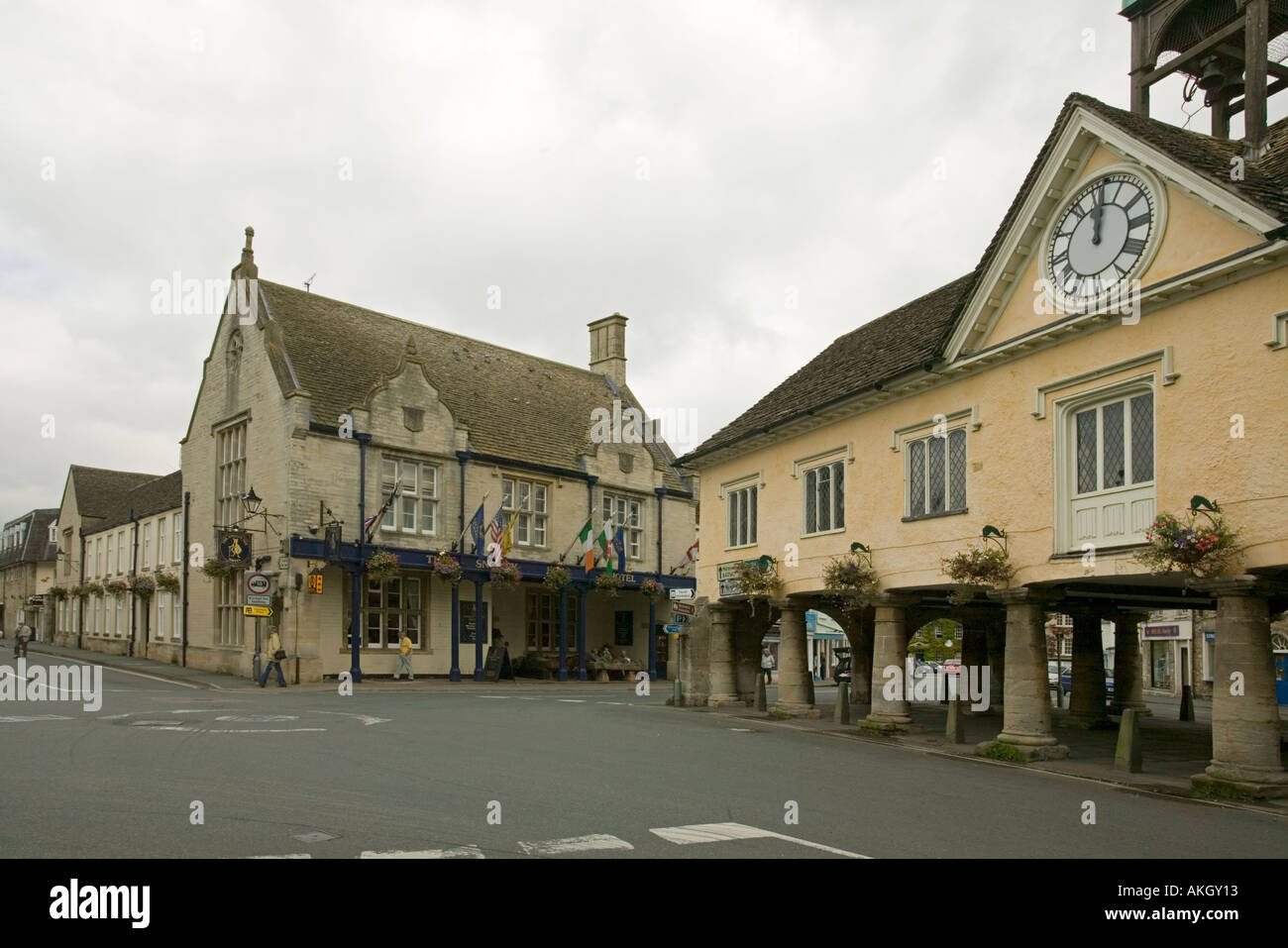 Tetbury market place hi-res stock photography and images - Alamy