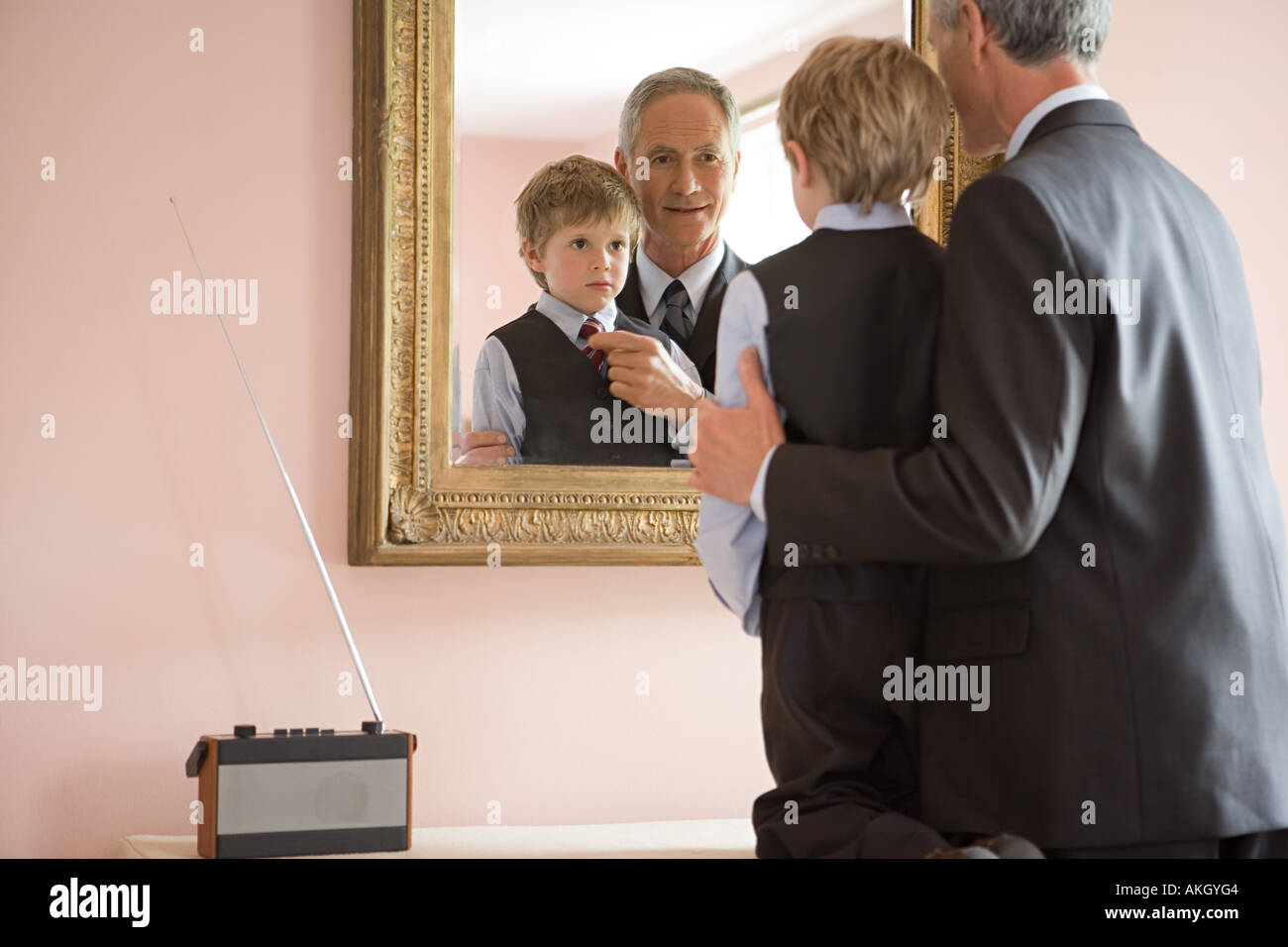 Smartly dressed male model hi-res stock photography and images - Alamy