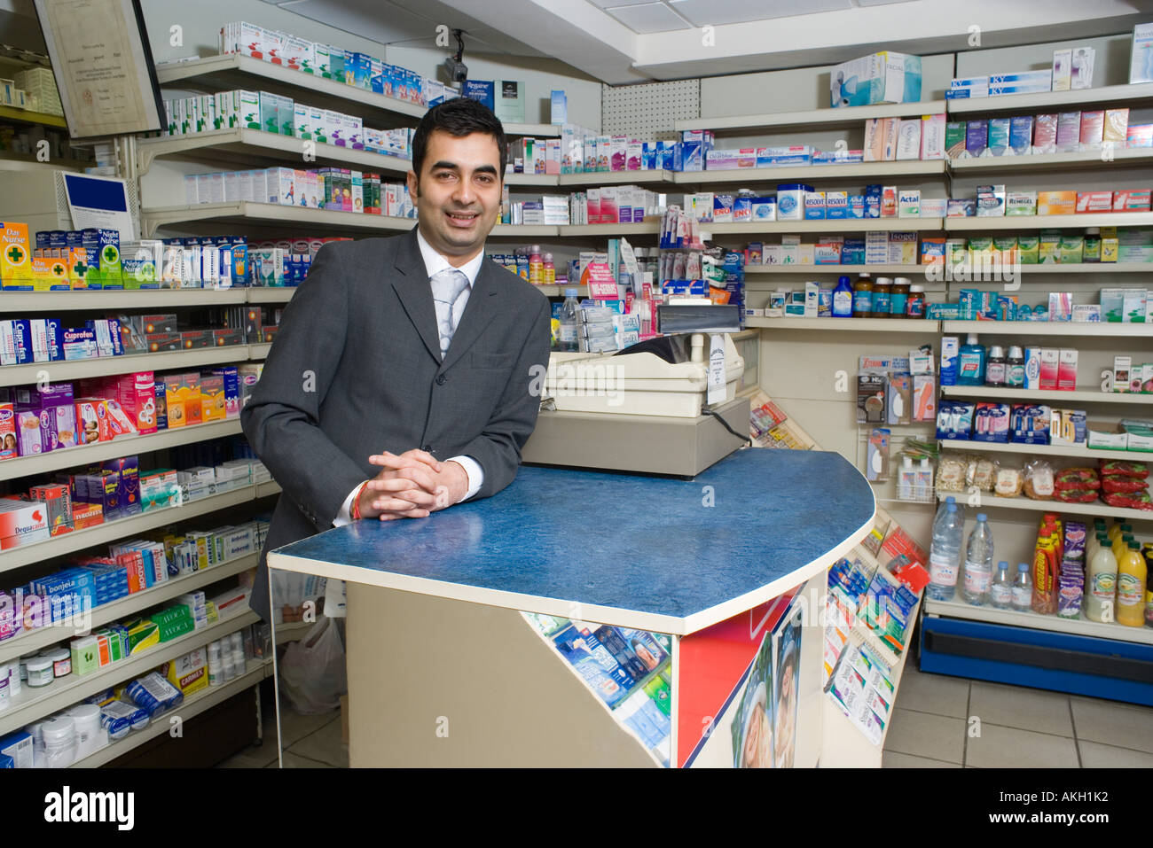 Pharmacist manager hi-res stock photography and images - Alamy