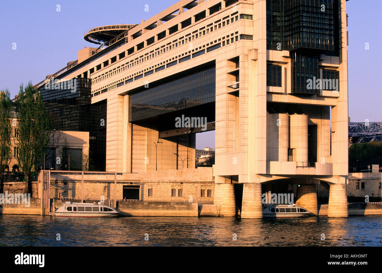 Paul Chemetov Et Borja Huidobro High Resolution Stock Photography and ...