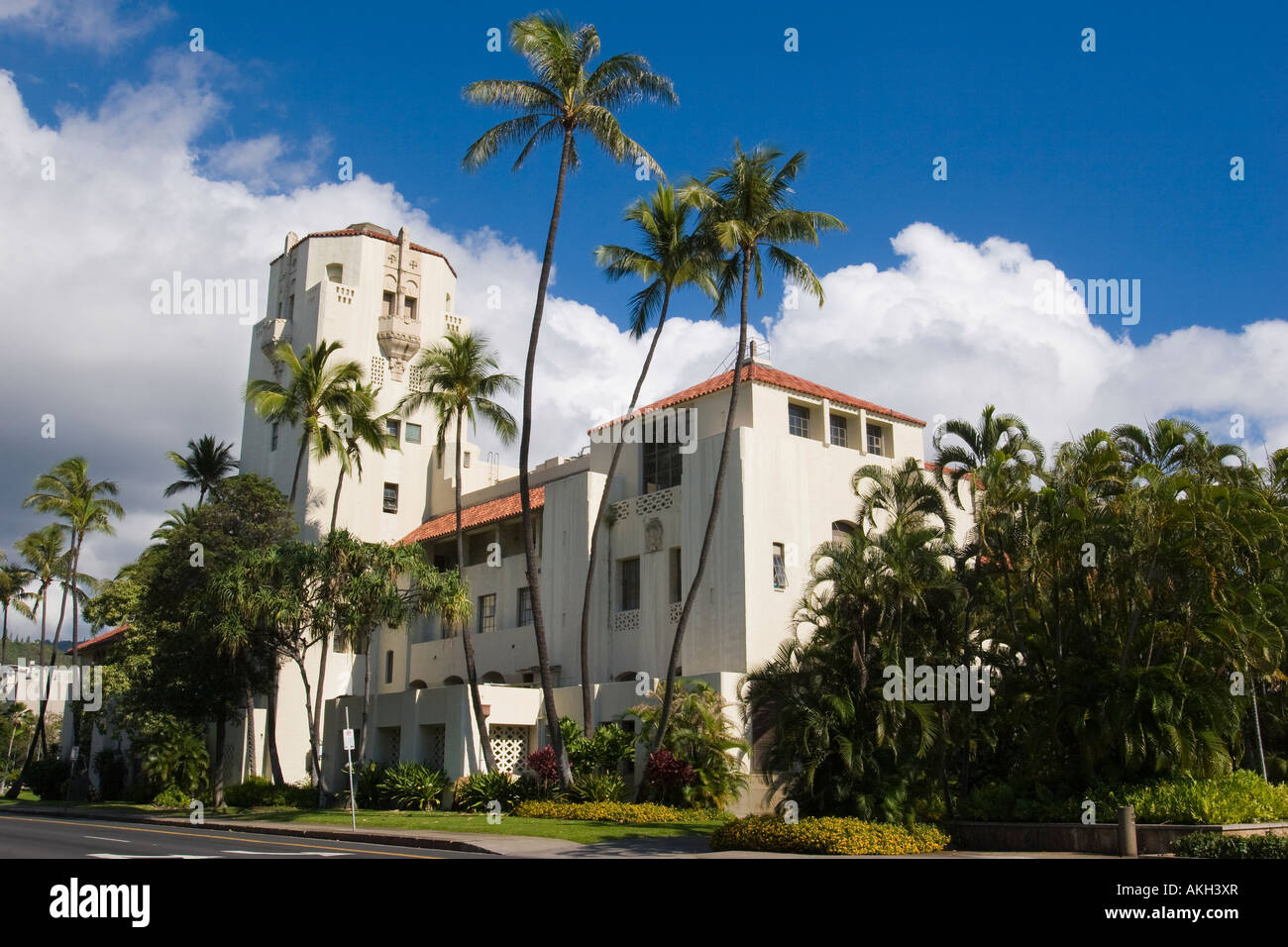 Honolulu Hale the Honolulu city hall building with Spanish mission ...