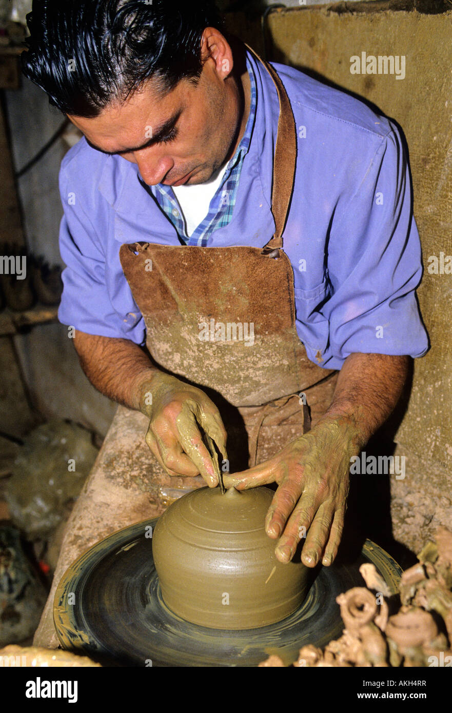Farci ceramist, Assemini, Sardinia, Italy Stock Photo - Alamy
