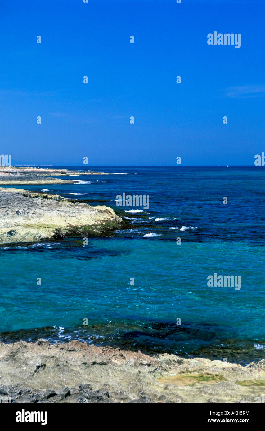 Costa Merlata beach, Ostuni, Puglia, Italy Stock Photo - Alamy