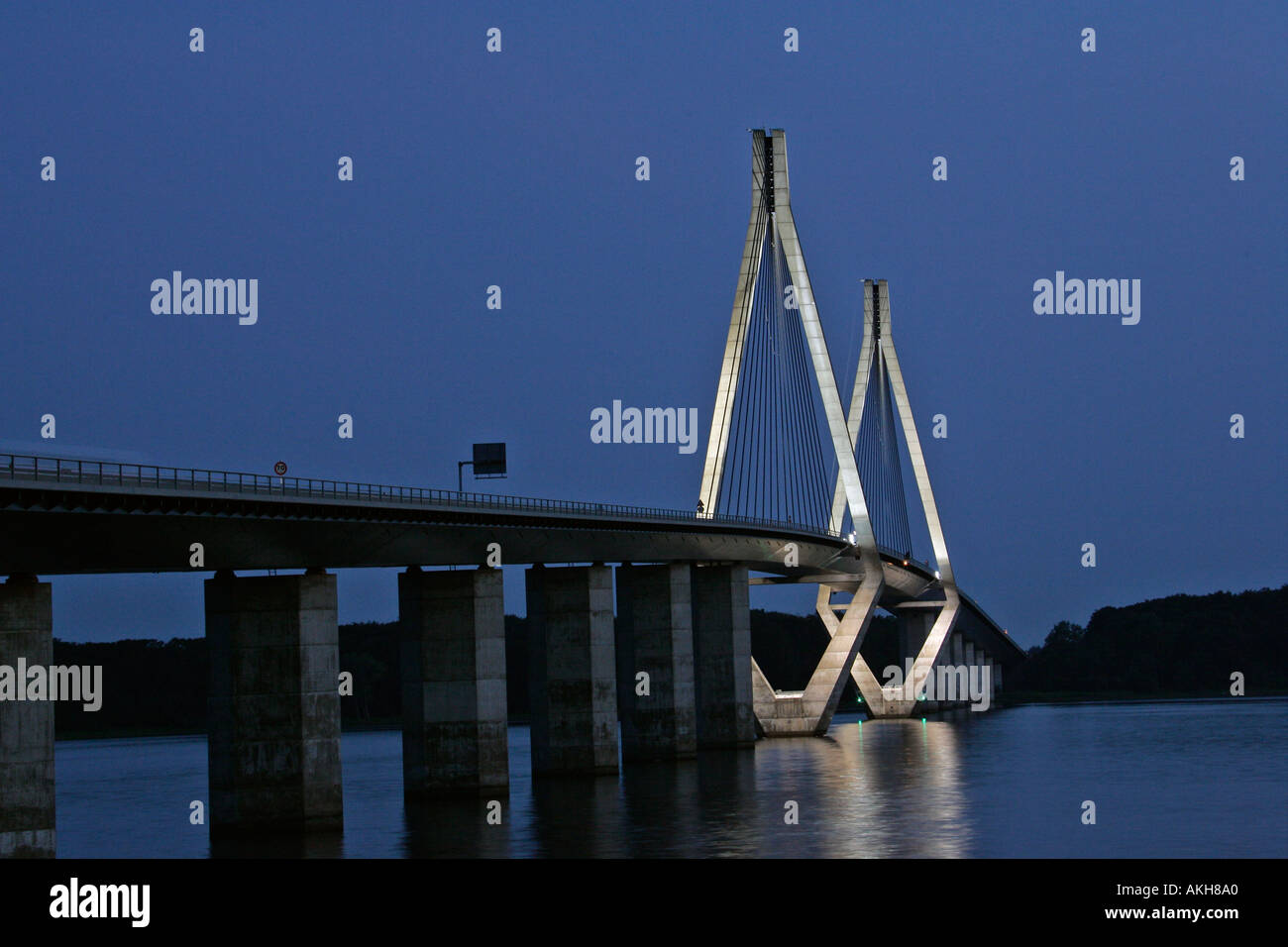 Faro brucke hi-res stock photography and images - Alamy