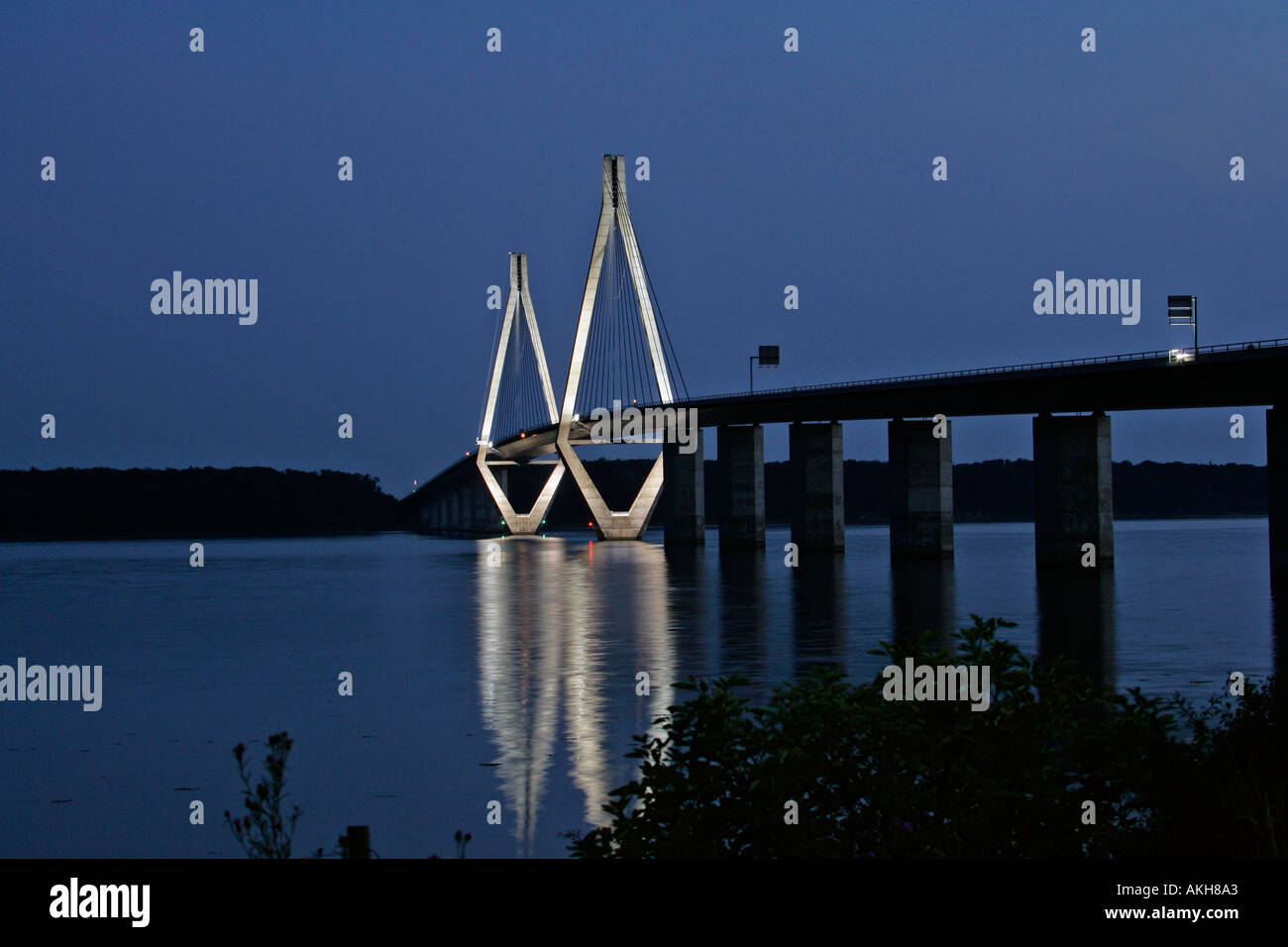 Faro brucke hi-res stock photography and images - Alamy