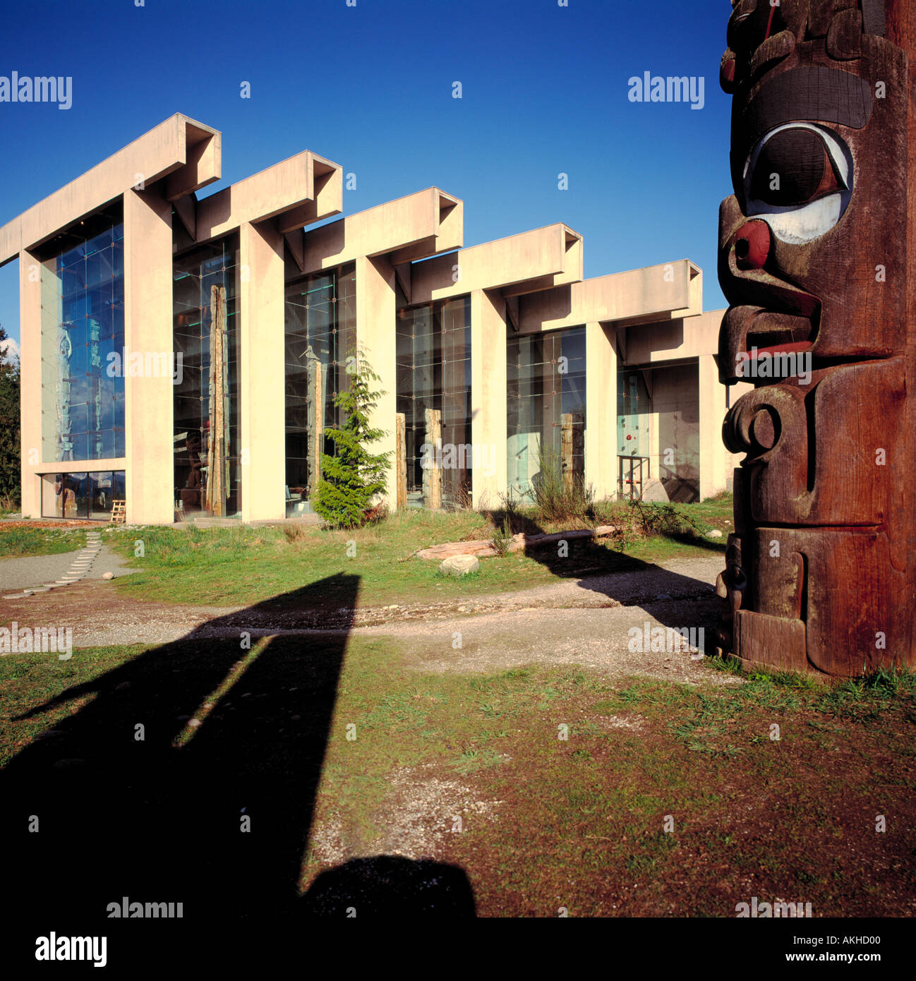 Museum of Anthropology and Haida Totem Pole, University of British ...