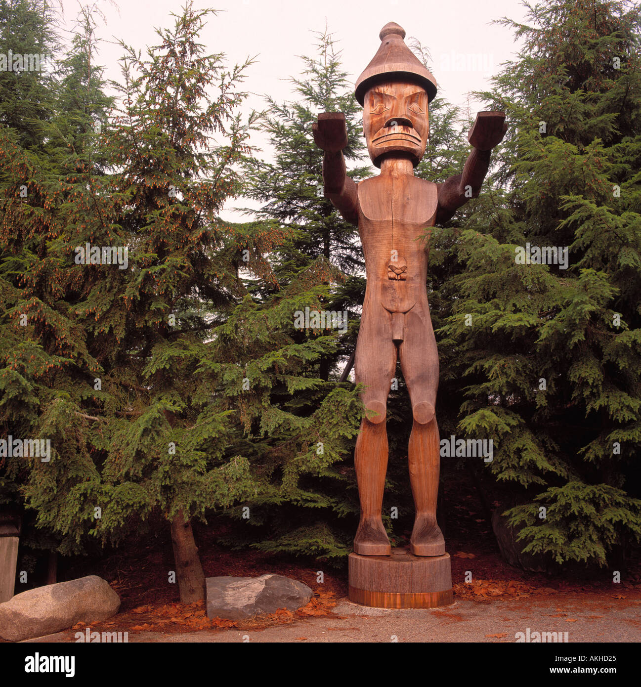 Nuu-chah-nulth Welcome Figure Totem Pole at Museum of Anthropology ...