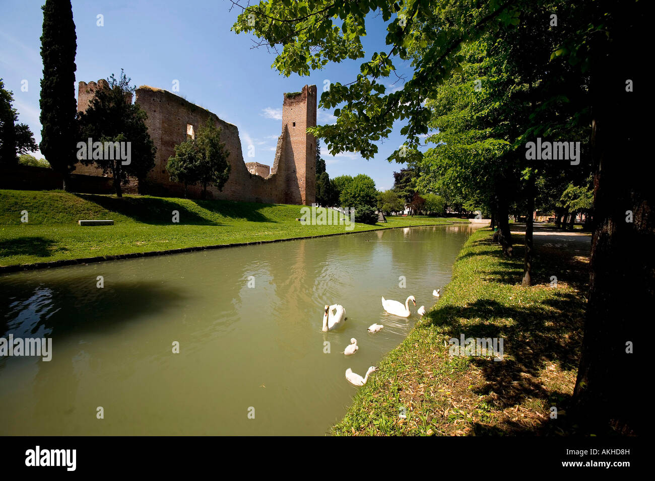 Historic castle and public garden, Noale, Veneto, Italy Stock Photo - Alamy