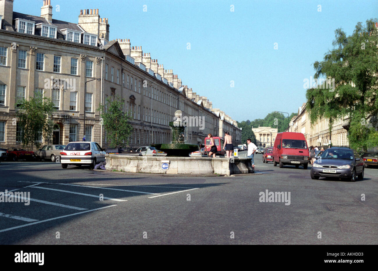 Laura Place and Fountain at the end of Great Pulteney Street in Bath ...