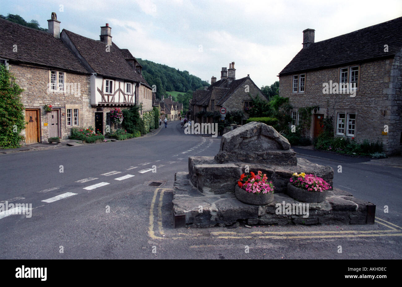 Wiltshire Castle Coombe Village High Resolution Stock Photography and ...