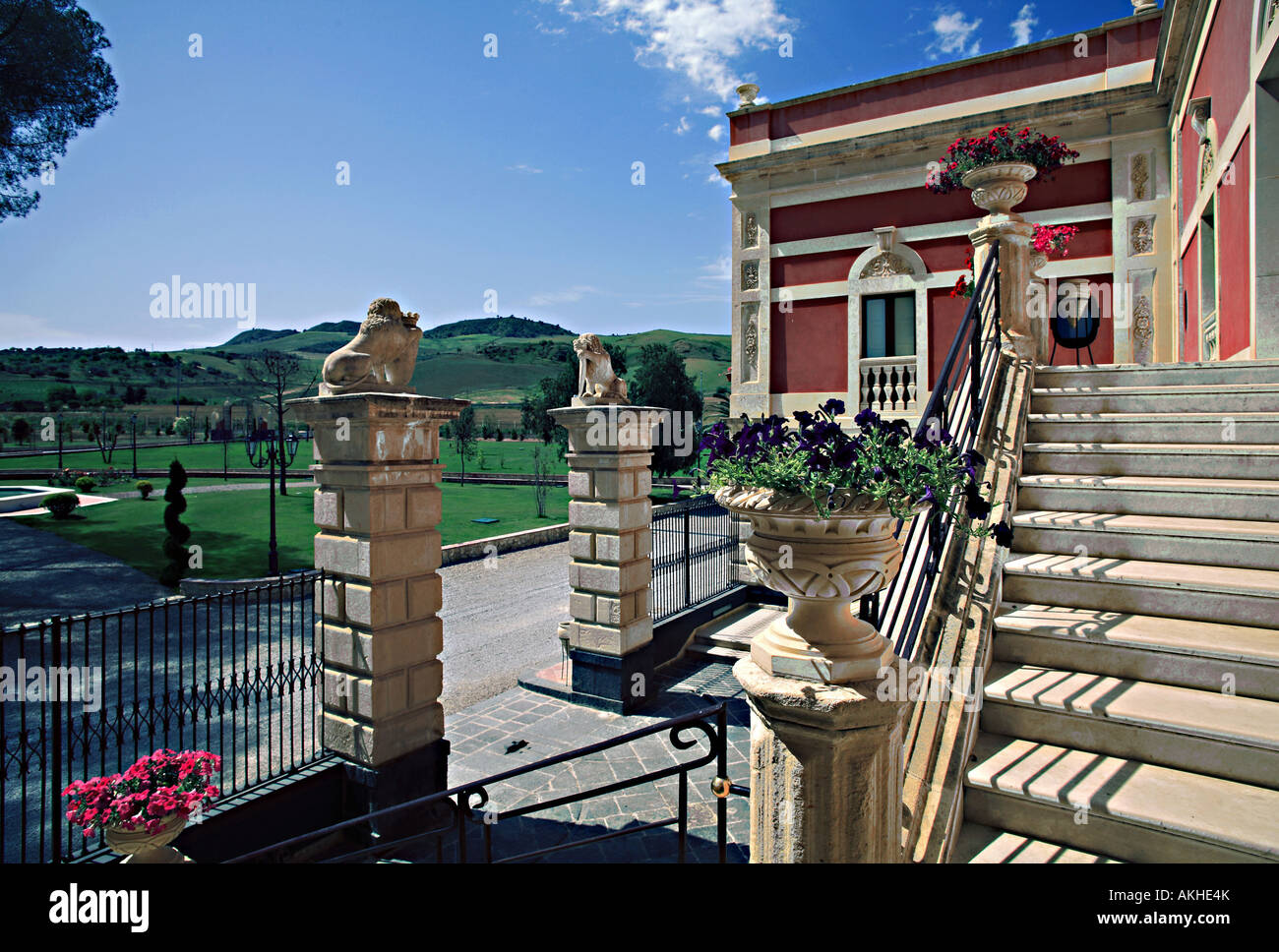 Leonetti hi-res stock photography and images - Alamy