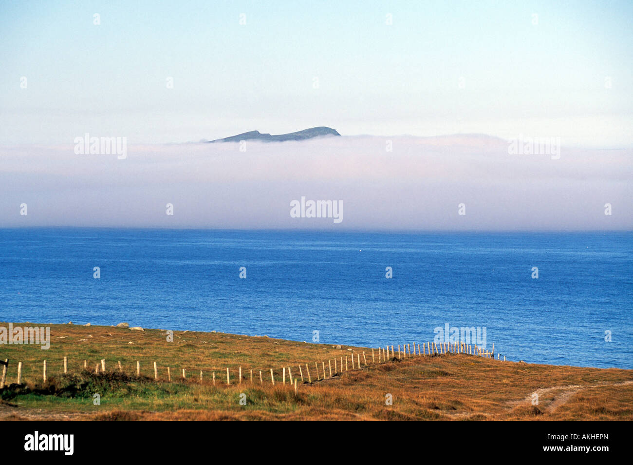 ireland county kerry, dingle peninsula, coastal weather surround ...