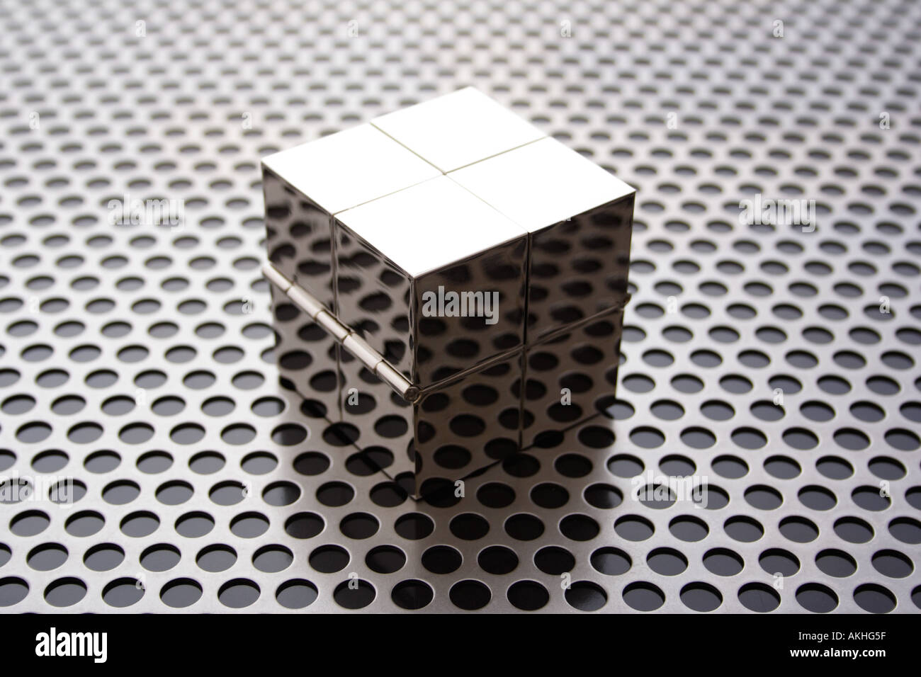 The cube hi-res stock photography and images - Alamy