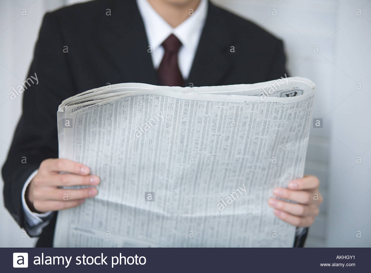 Broadsheet Newspapers Stock Photos & Broadsheet Newspapers Stock Images ...