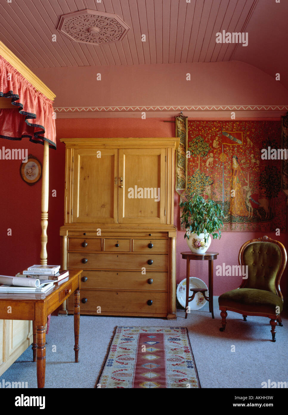 Victorian carpet hi-res stock photography and images - Alamy