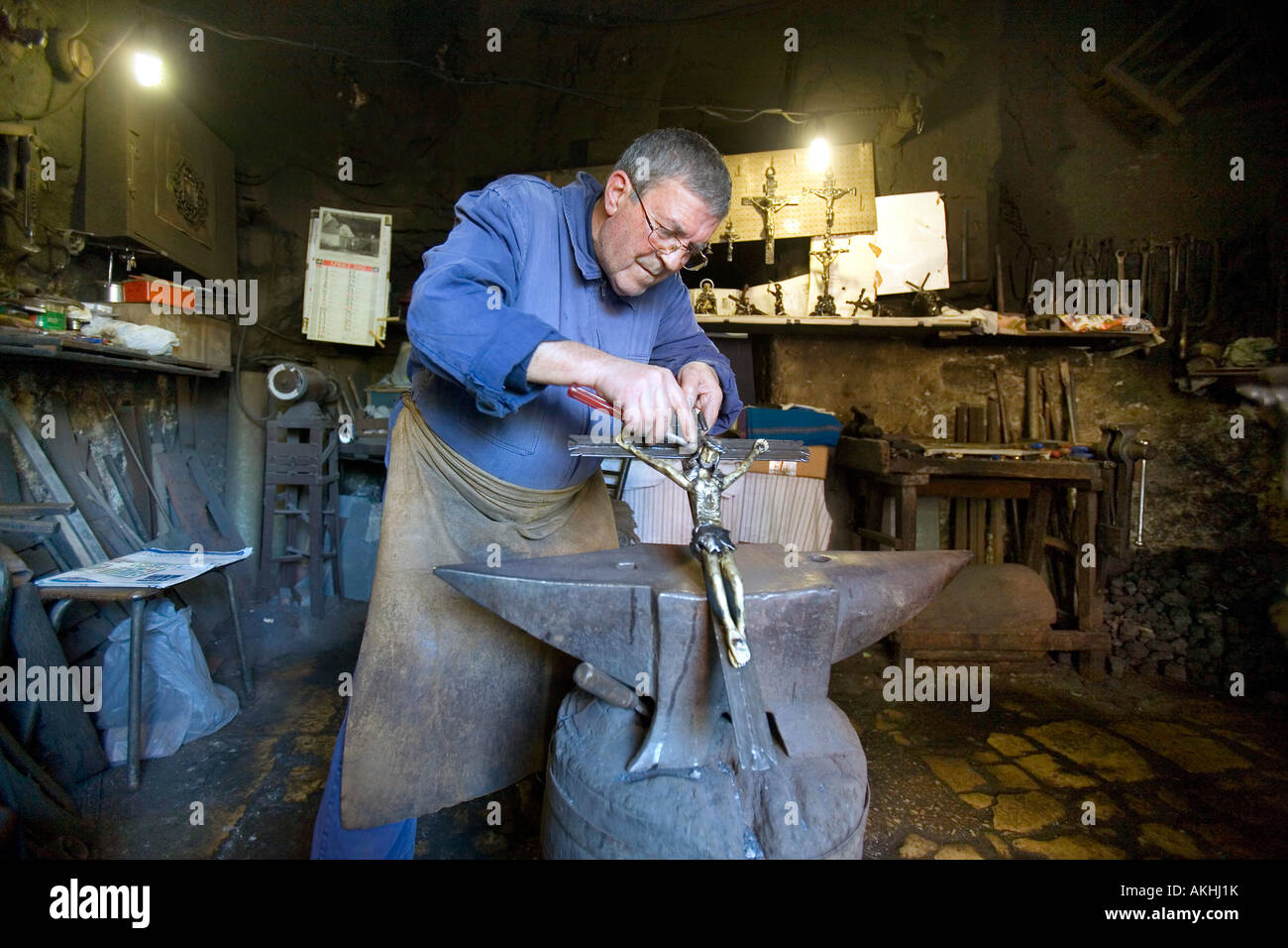 Schiavone luciano blacksmith hi-res stock photography and images - Alamy