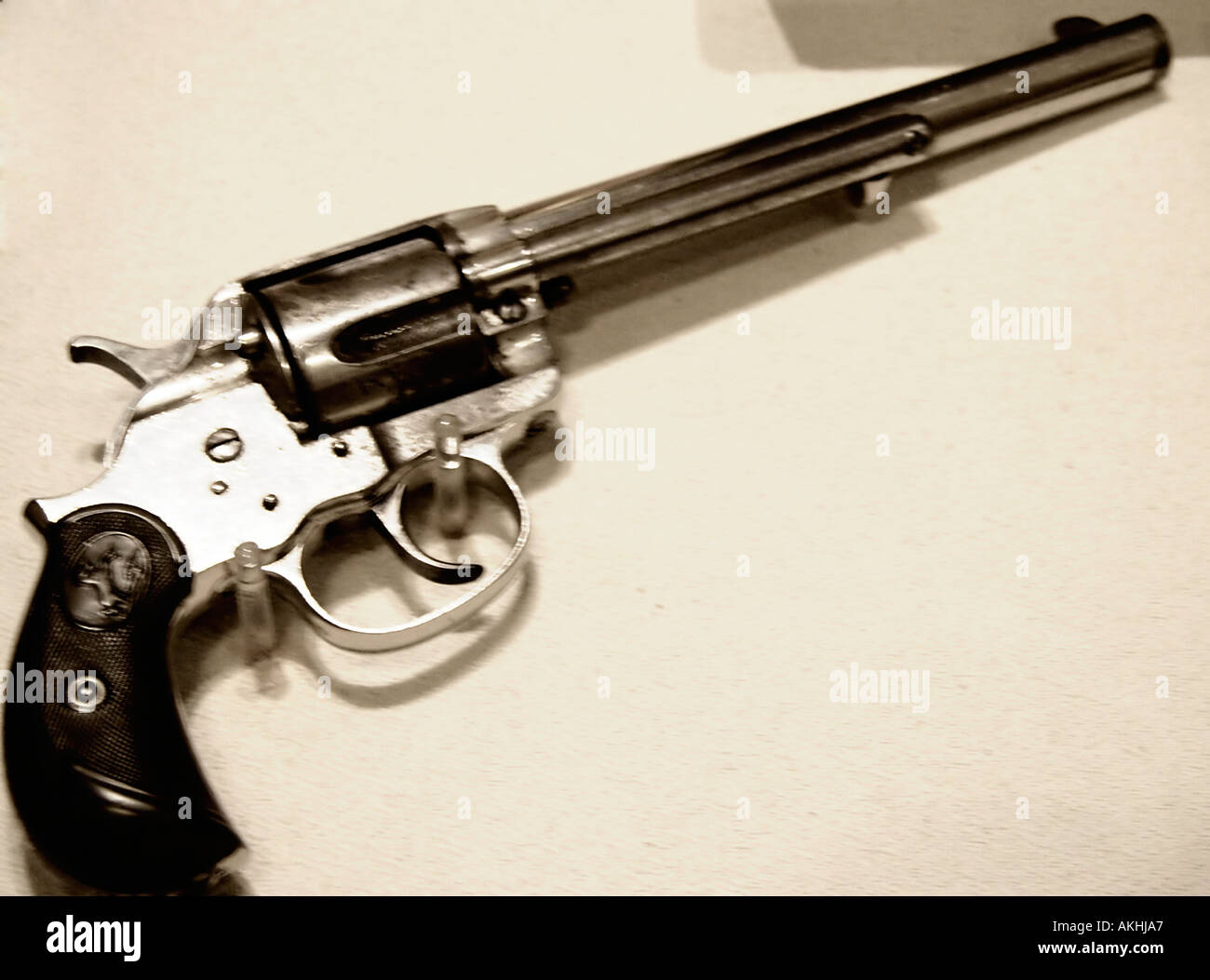 Vintage old pistol Stock Photo - Alamy
