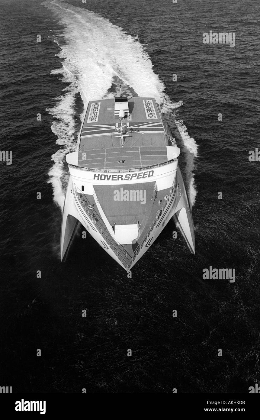 Hoverspeed hydrofoil passenger ferry boat hi-res stock photography and ...