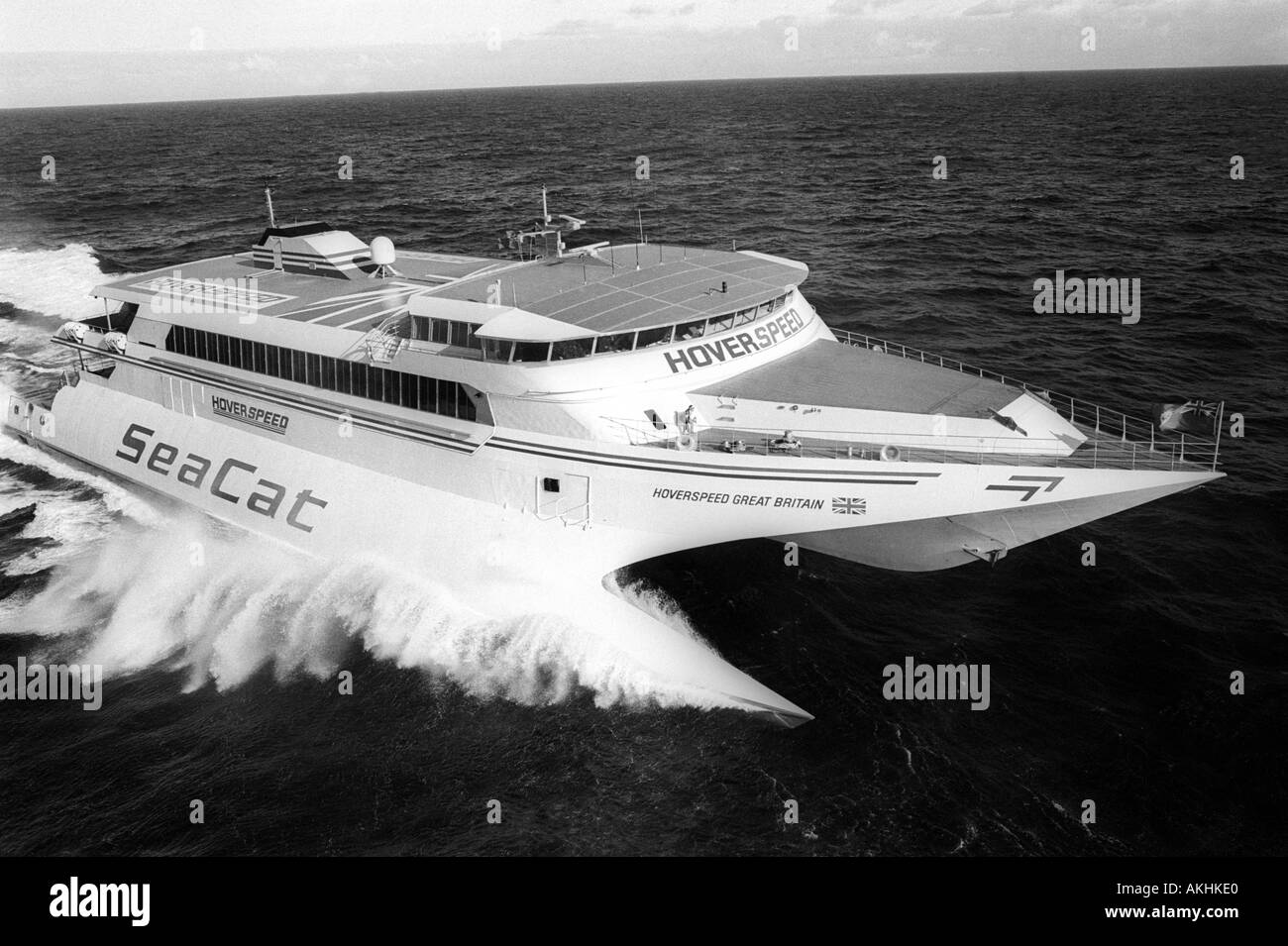 Hoverspeed 1990 needles isle white hi-res stock photography and images ...