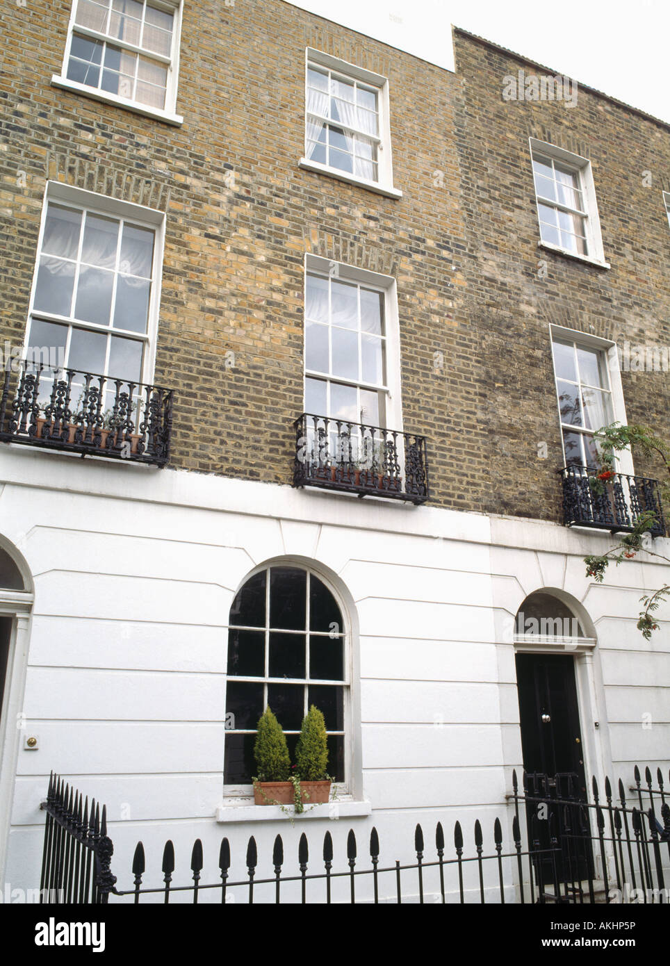 Victorian terraced house hi-res stock photography and images - Alamy