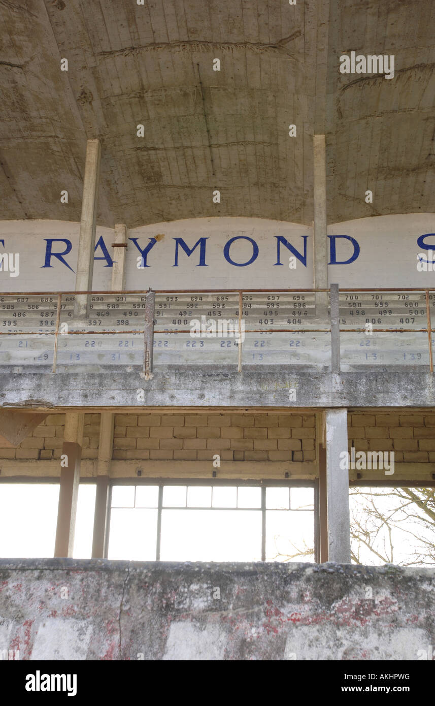 Reims Gueux historic motor circuit. The old grandstand Stock Photo - Alamy