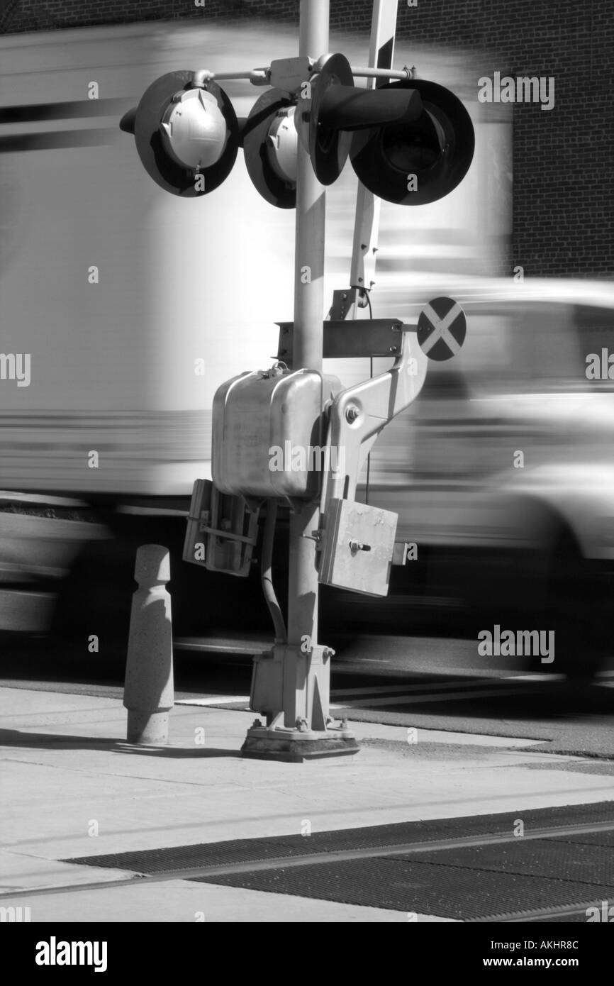 Medium sized truck hi-res stock photography and images - Alamy