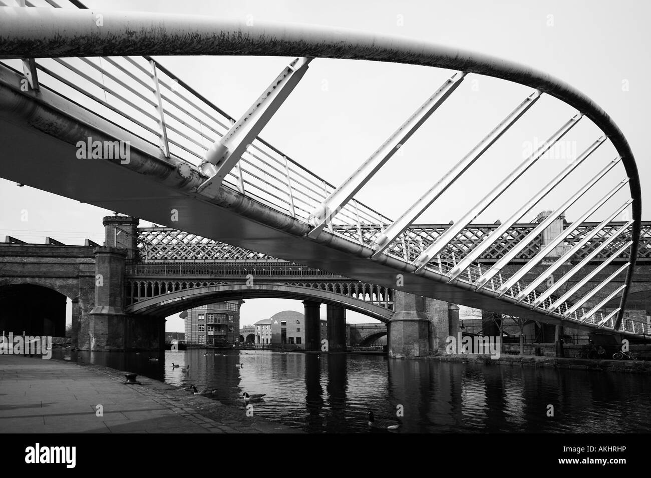 Victorian railway bridge castlefield manchester Black and White Stock ...