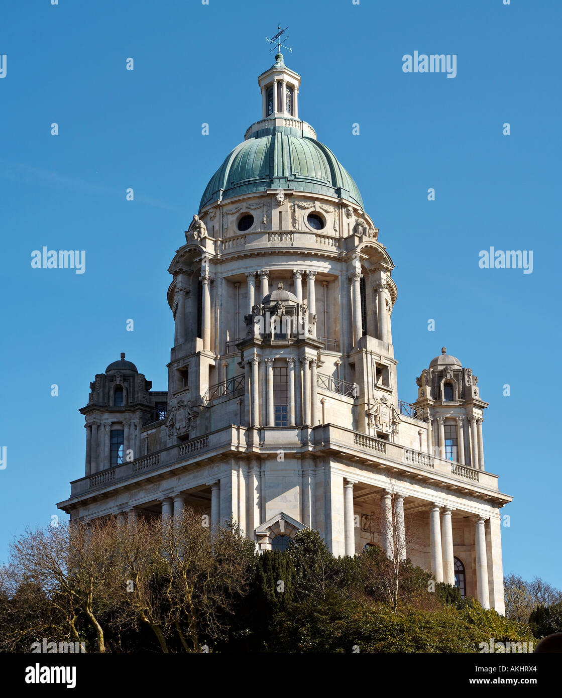 The Ashton Memorial at Williamson Park in Lancaster England Stock Photo ...