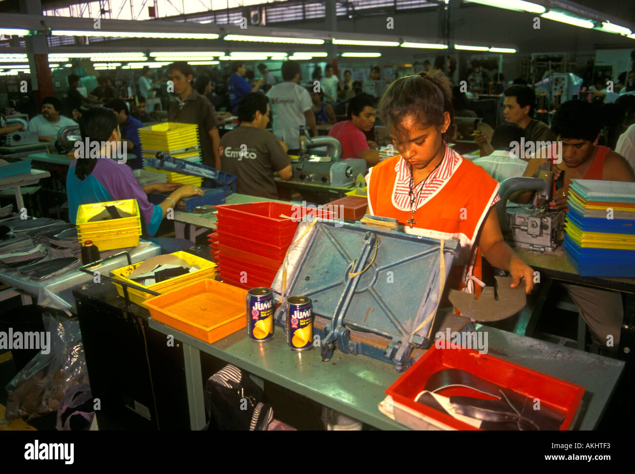 Mexicans, Mexican women, Mexican, women, employees, at work, workers ...