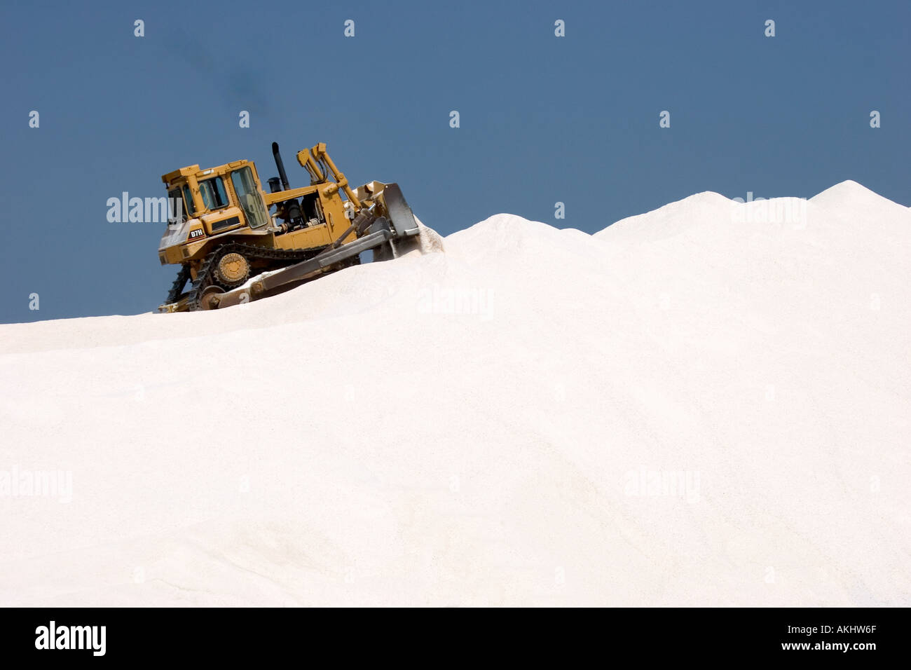 Salt used in construction hi-res stock photography and images - Alamy