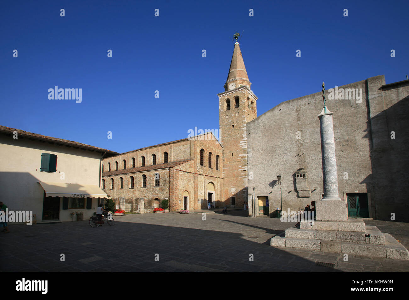 Santeufemia cathedral hi-res stock photography and images - Alamy
